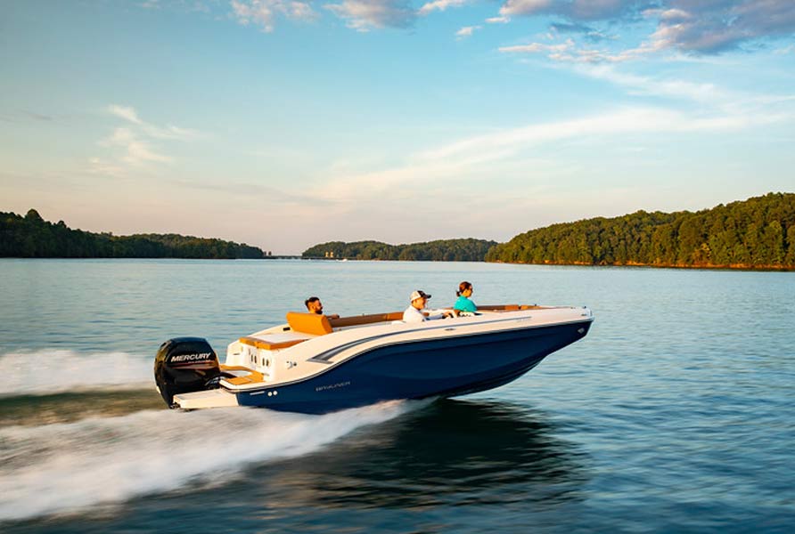 Bayliner DX2000 Deck Boat - Buy A New Bayliner DX2000 Today!